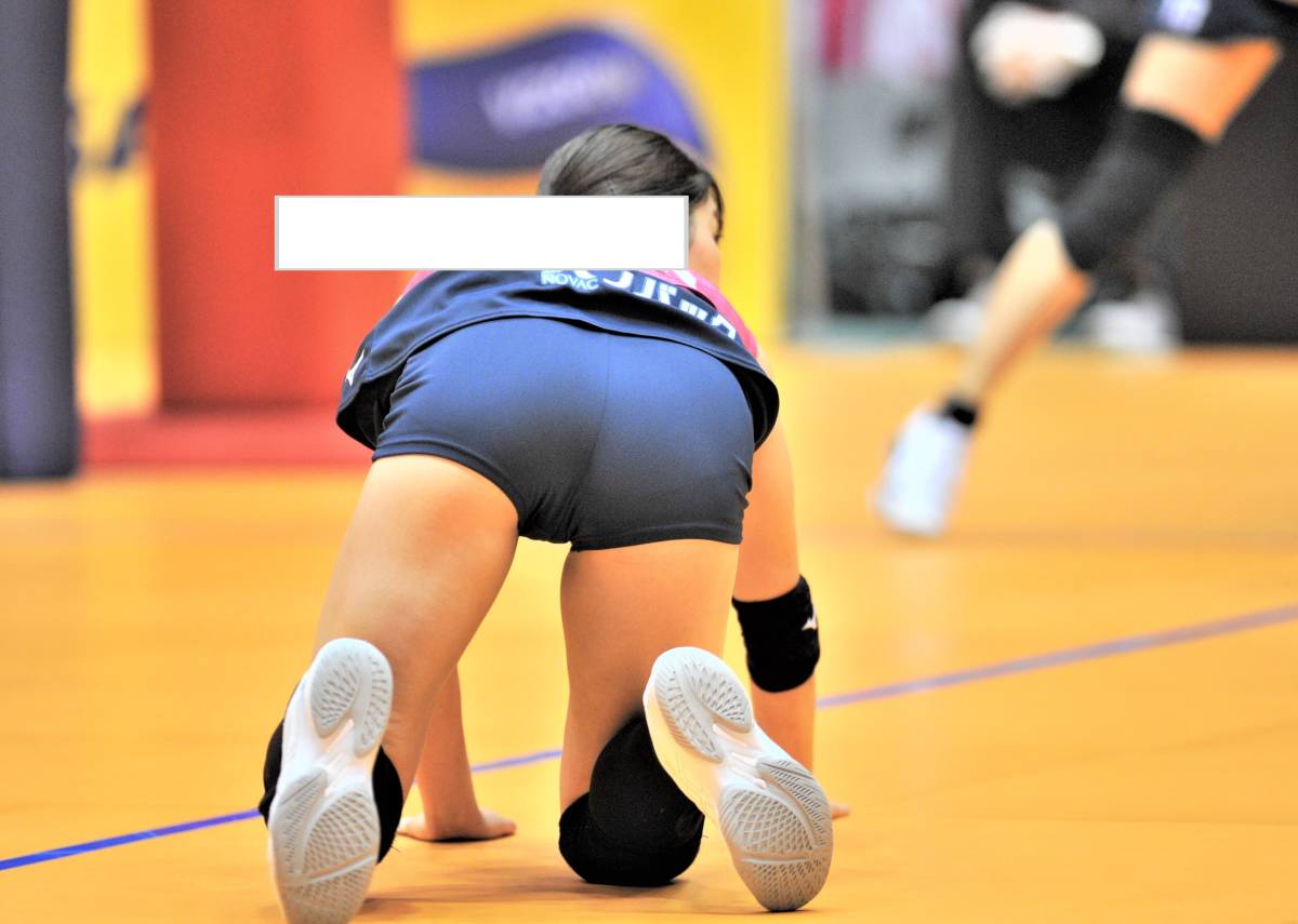 h・watanabe 2L判1枚 volley ② の落札情報詳細| ヤフオク落札価格情報 オークフリー