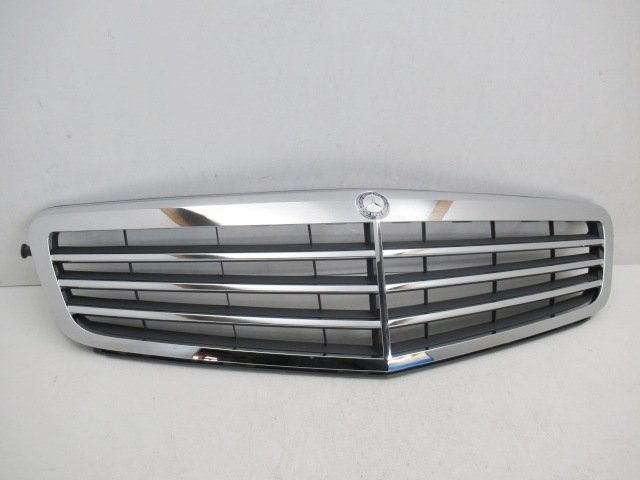 【傷や汚れあり】ベンツ 純正 W204 Cクラス ノーマル フロントグリル ラジエーターグリル 外装 メッキ A2048801283 割れ無し ...