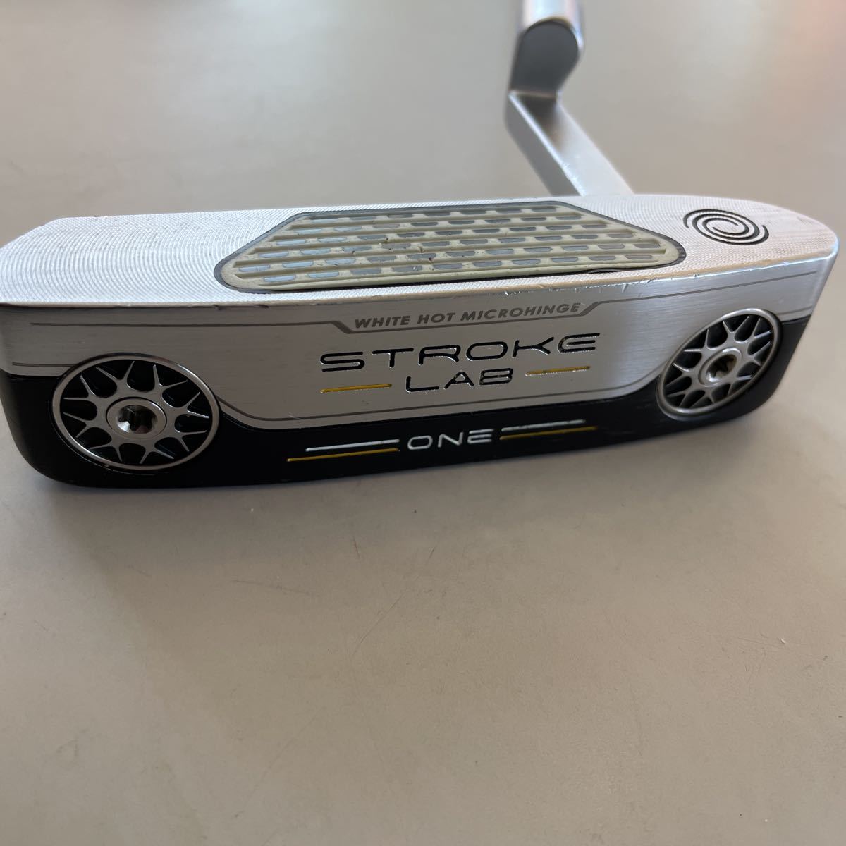 【やや傷や汚れあり】オデッセイ ストロークラボ シルバーブラックシリーズODYSSEY STROKE LAB ONE 34の落札情報詳細 - ヤフオク落札価格検索 オークフリー