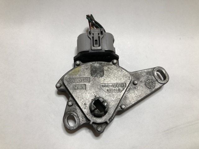 【傷や汚れあり】インヒビター ニュートラル スイッチ ポルテ NNP11 トヨタ 純正 1NZ-FE 84540-46010の落札情報詳細 - Yahoo!オークション落札価格検索 オークフリー