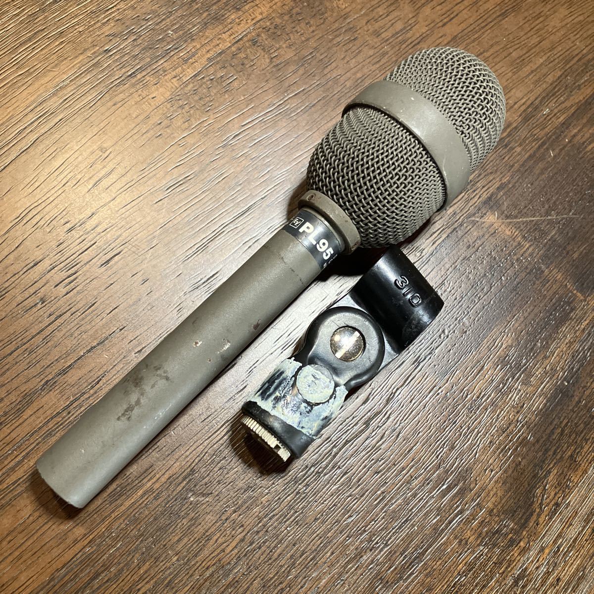 【やや傷や汚れあり】ElectroVoice PL95 ダイナミックマイク 1980年代 ④の落札情報詳細 - ヤフオク落札価格検索 オークフリー