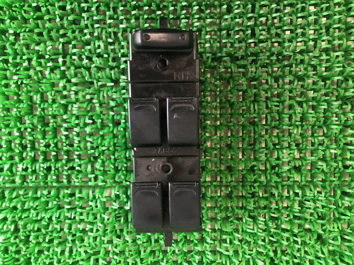 【やや傷や汚れあり】2-1 14P スズキ ラパン HE21S スピアーノ HF21S Kei HN22S HN21S 運転席 パワーウインドウスイッチ パワーウィンドウースイッチの落札情報 ...