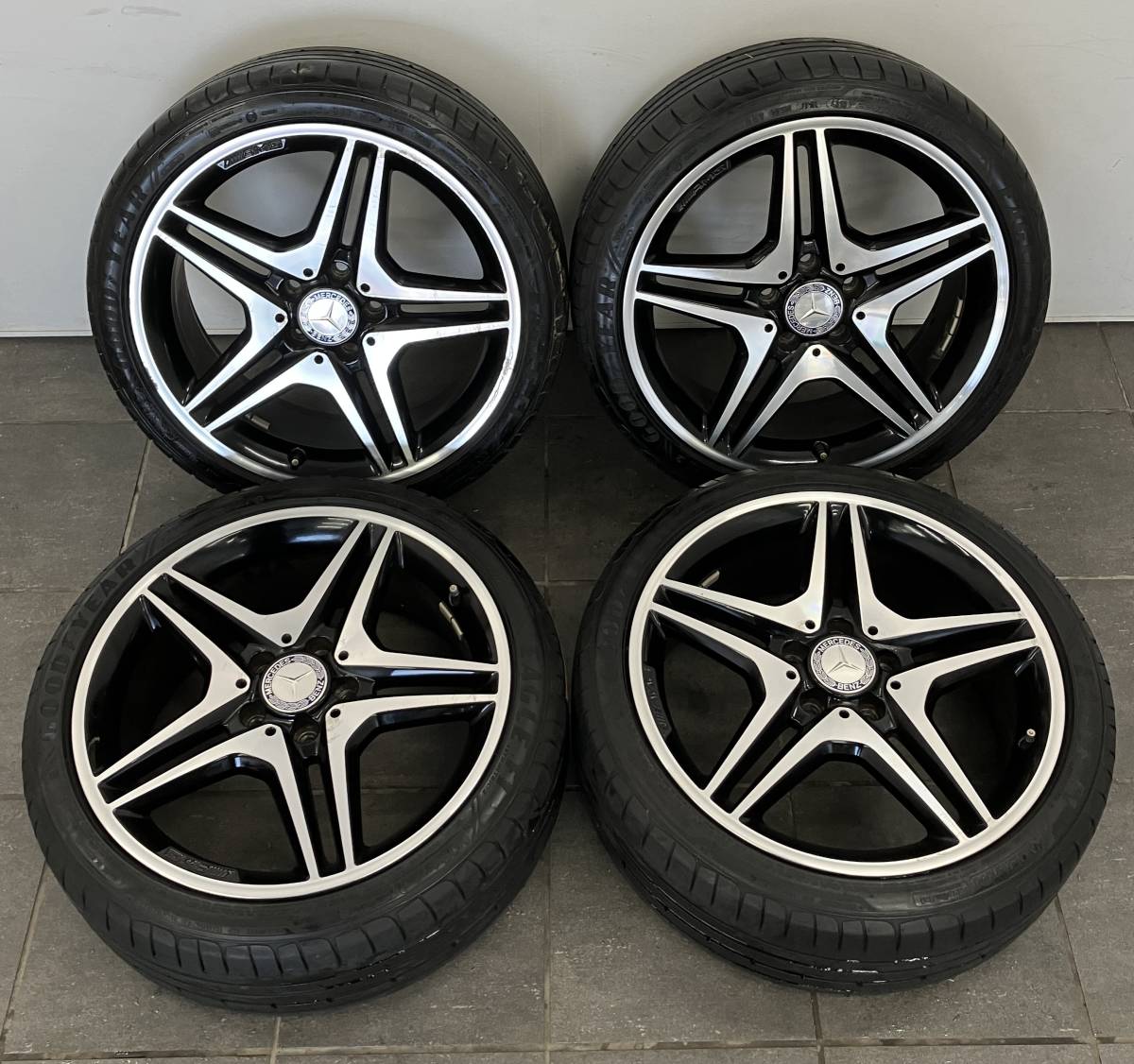 【傷や汚れあり】ベンツ Aクラス W176 / B W246 / CLA C117 アルミホイール AMG ブラック 7.5J × 18インチ ET52 4本セット 225/40R18の落札 ...