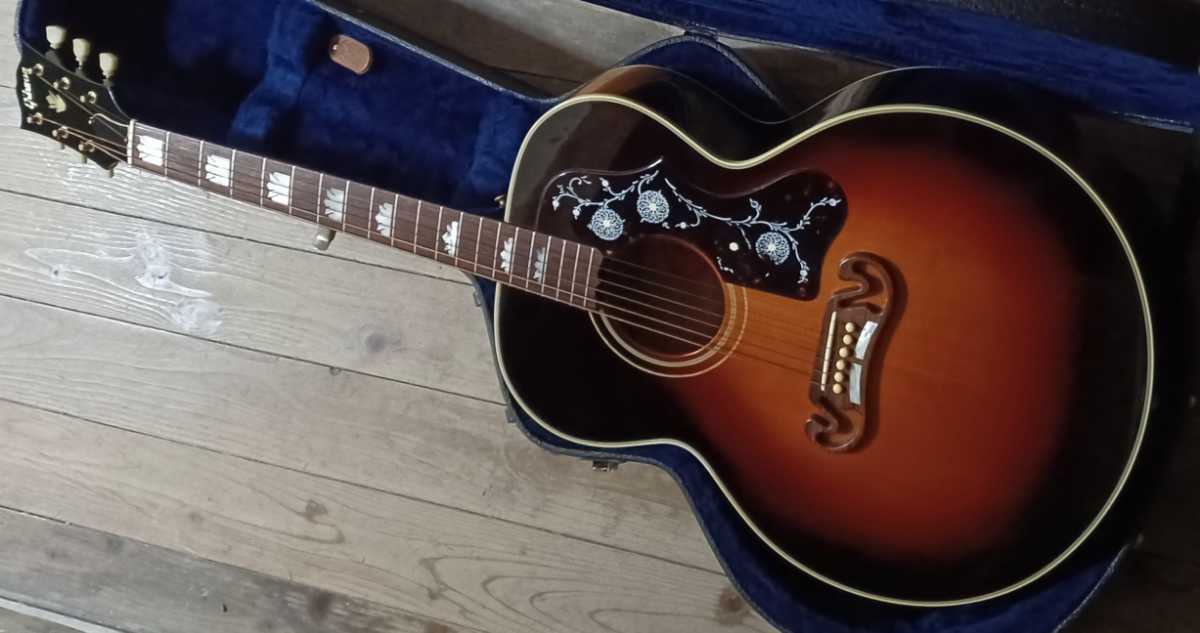 【目立った傷や汚れなし】Gibson J-150 VSの落札情報詳細 - ヤフオク落札価格情報 オークフリー