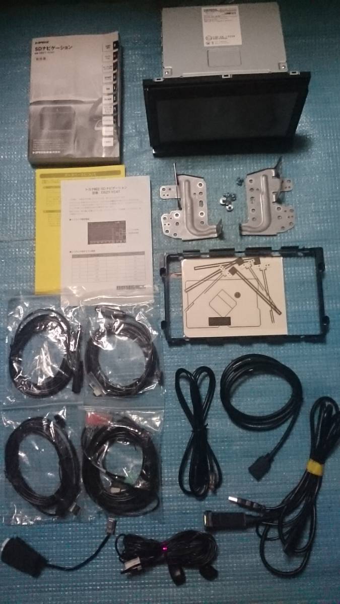 【やや傷や汚れあり】プリウス50系専用 DSZT-YC4T 9インチ トヨタ純正 SDナビ HDMI USB BluetoothAudio CD録音 フルセグTV DVD SD ミラーリング ...