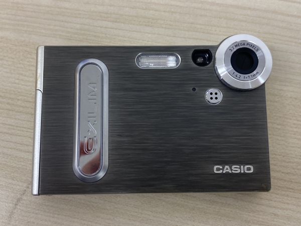 【傷や汚れあり】H731-T12-400 CASIO カシオ コンパクトデジタルカメラ EX-S3 レンズ:f＝7.1mm 1:4.2 ⑤の ...