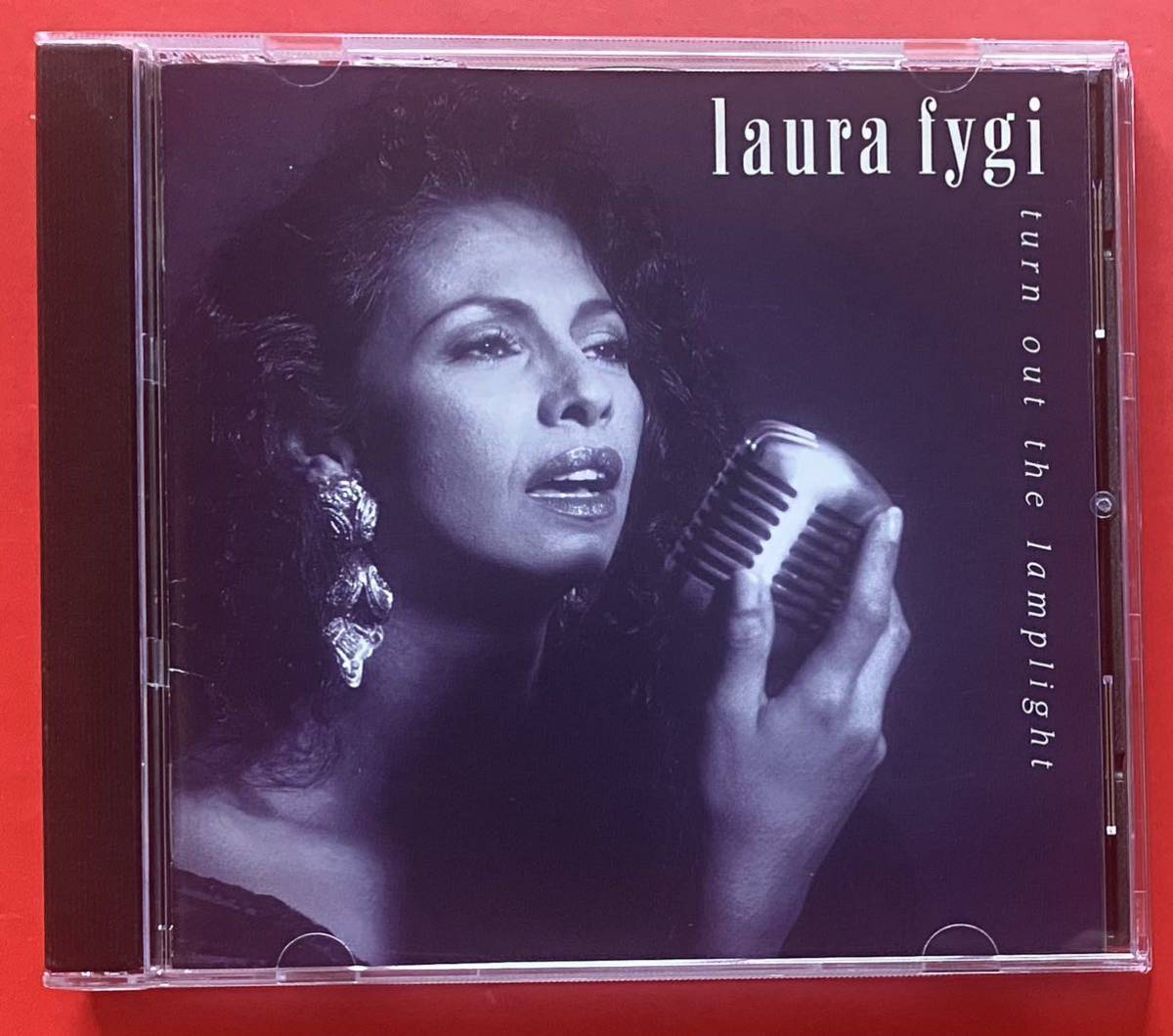 【目立った傷や汚れなし】【CD】ローラ・フィジィ「Turn Out The Lamplight」Laura Fygi 国内盤 盤面良好 ...