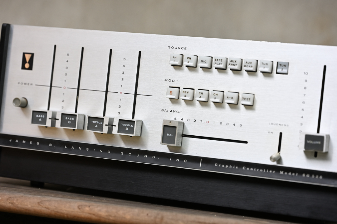 動作品／送料無料 中古グラフィックボード ASUS D33005_N13219の落札情報詳細 - ヤフオク落札価格検索 オークフリー