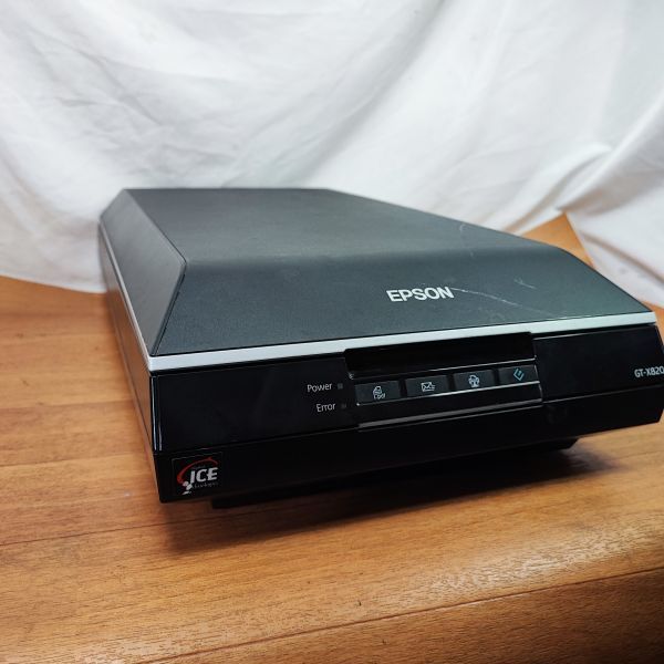 【全体的に状態が悪い】Colorio フラットベッドスキャナー EPSON GT-X820 ジャンクの落札情報詳細 - Yahoo!オークション落札価格検索 オークフリー
