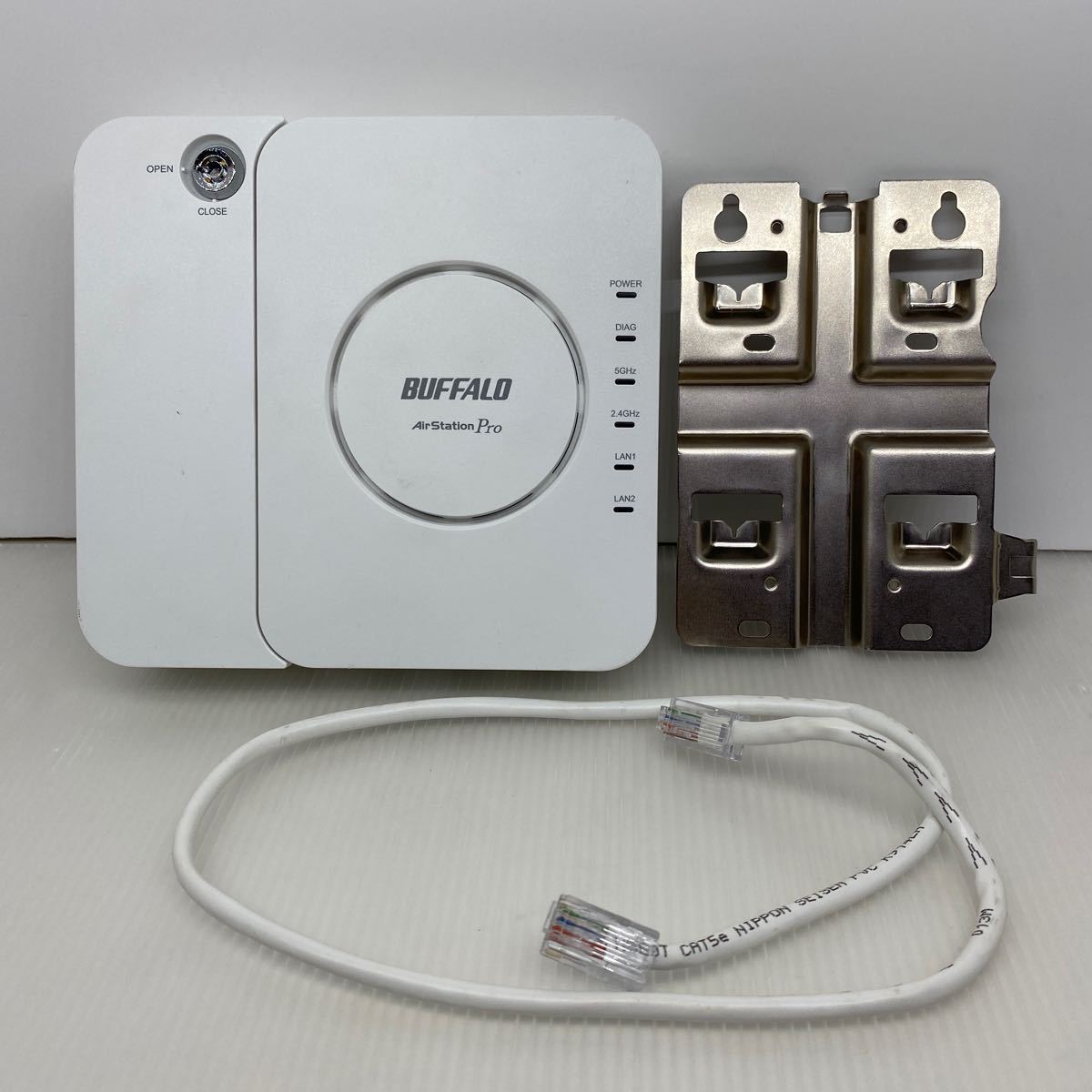 【目立った傷や汚れなし】BUFFALO Airstation Pro WAPS-1266 ホテルや小規模店舗に最適な小型筐体の法人向けモデル ...
