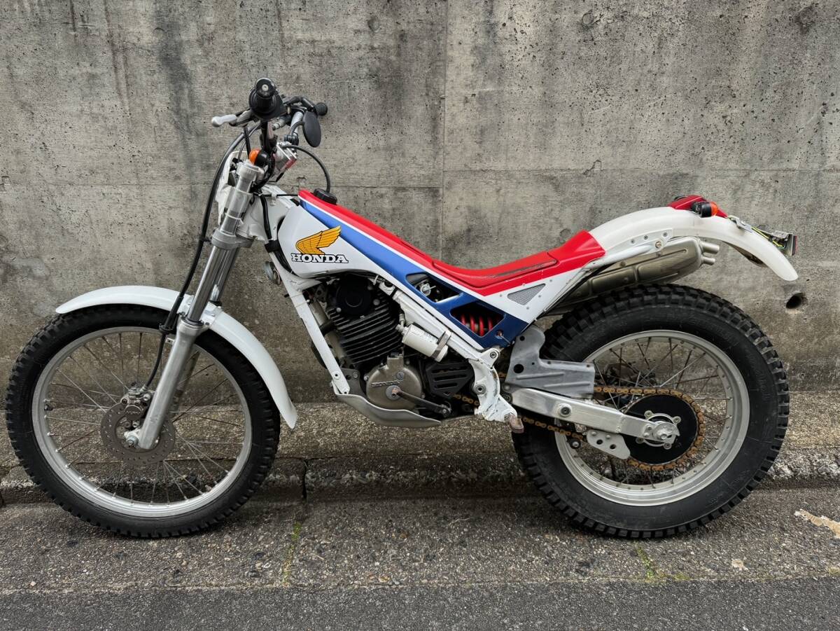 【全体的に状態が悪い】1989 HRC RTL250S ヨーロッパ仕様の落札情報詳細 - ヤフオク落札価格検索 オークフリー