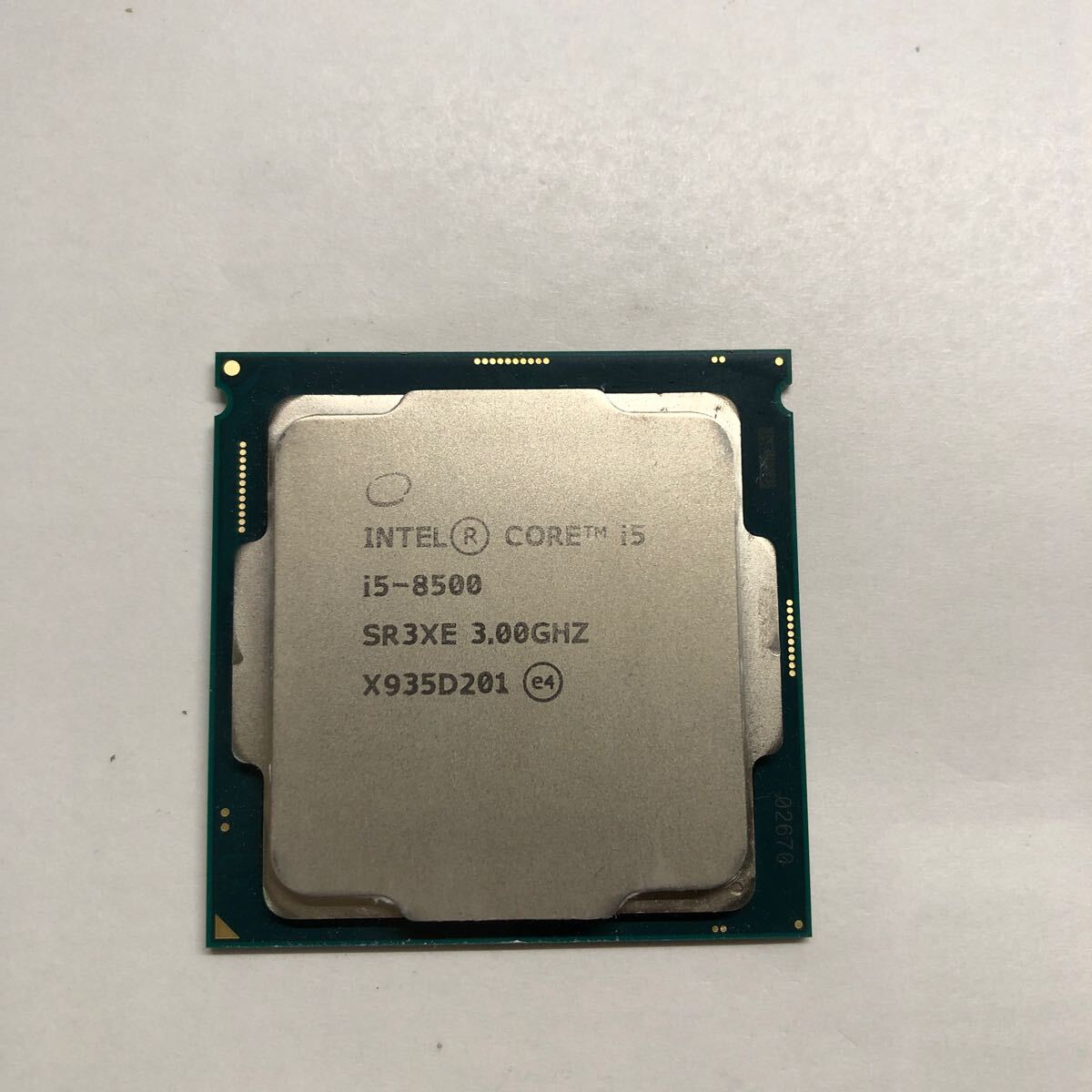 【傷や汚れあり】Intel Core i5-8500 3.00Ghz SR3XE /p123の落札情報詳細 - ヤフオク落札価格検索 オークフリー