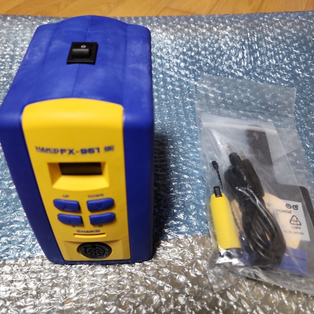 【傷や汚れあり】FX951 本体と交換部品 コンセント追加 在庫2台 はんだステーションの落札情報詳細 - ヤフオク落札価格検索 オークフリー