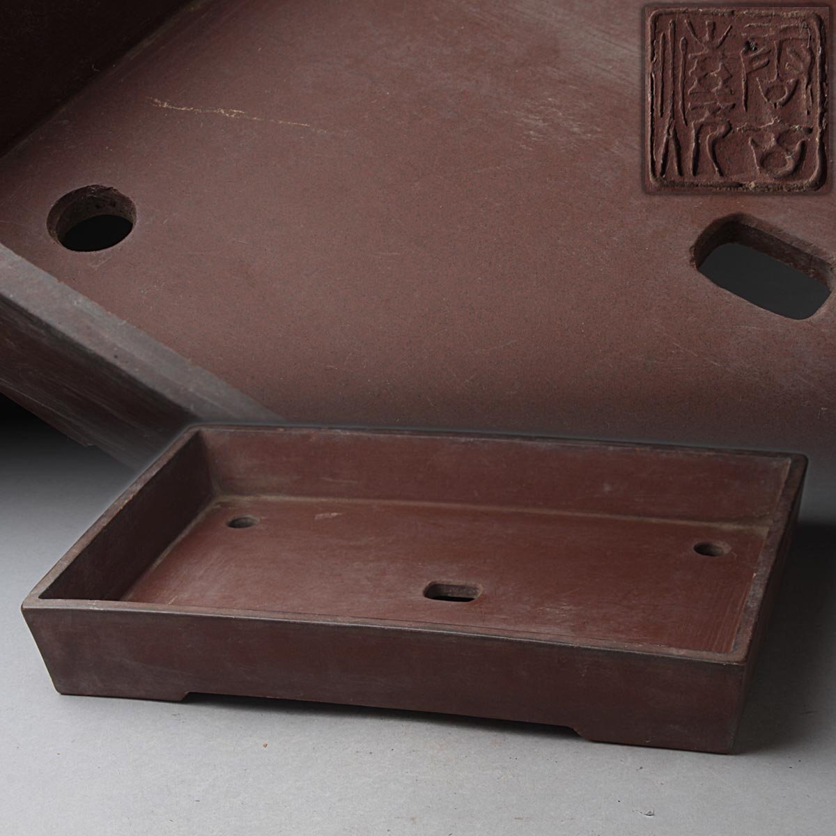 【やや傷や汚れあり】ER571 時代【萬古焼印】萬古焼 朱泥 長方鉢 幅28.5cm 重1.3kg・万古植木鉢・萬古盆栽鉢・和鉢 園芸道具の ...