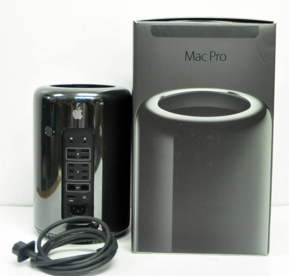 【やや傷や汚れあり】超ハイスペ 最大メモリ APPLE MAC PRO A1481 Late2013 E5-1650v2 3.5GHz メモリ32GB SSD 1TB ...
