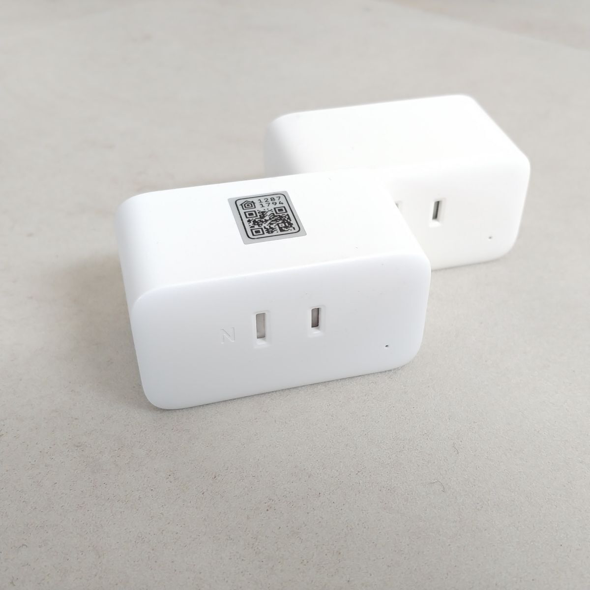 【目立った傷や汚れなし】【☆動作確認済☆】SwitchBot スイッチボット Wi-Fi スマート プラグミニ W2001401 遠隔操作 ホワイト 2点 まとめ 1円スタート MA656の ...