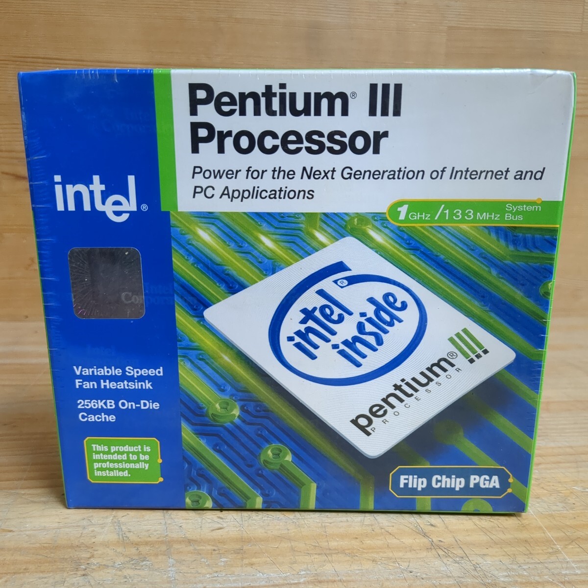 【やや傷や汚れあり】g03 ①【新品未開封品】intel Pentium 3 Processor 1GHz/133MHz ペンティアムⅢ ...