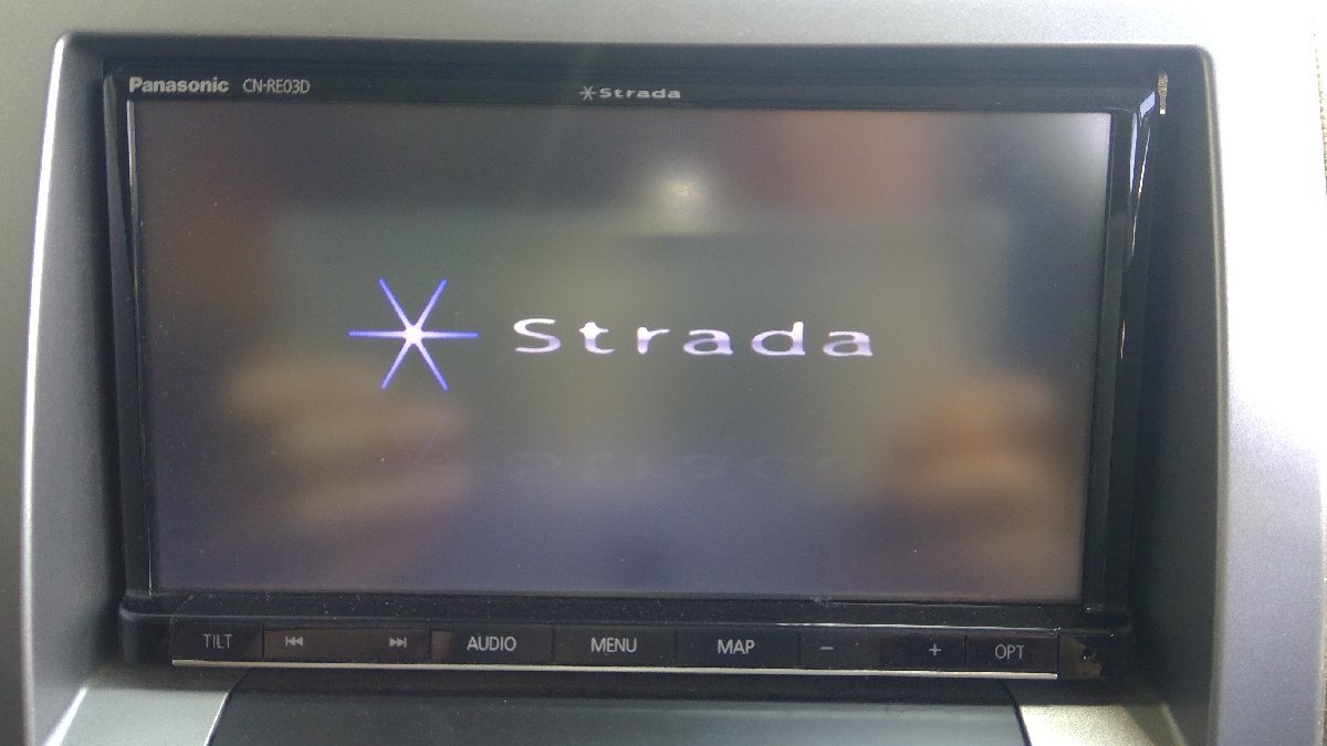 【やや傷や汚れあり】(I)カーナビ Panasonic Strada CN-RE03D CD/DVD/Bluetooth/2016年地図データ 動作確認初期化済み。(2563)の落札情報詳細 ...