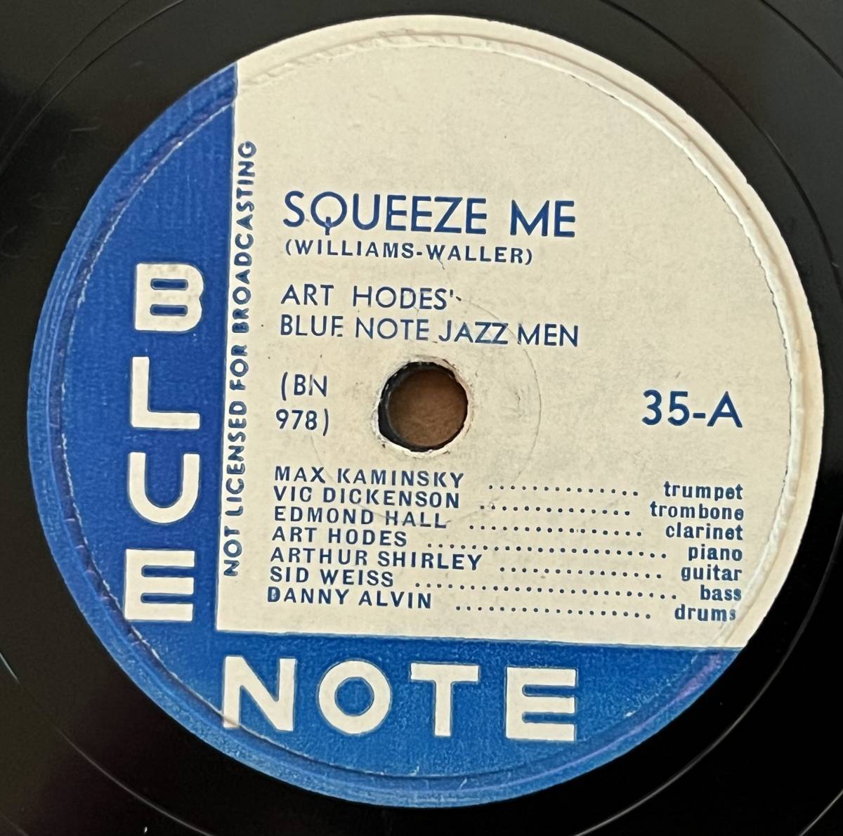 【傷や汚れあり】【S】ART HODES' BLUE NOTE JAZZ MEN BLUE NOTE Squeeze Me/ Bugle ...