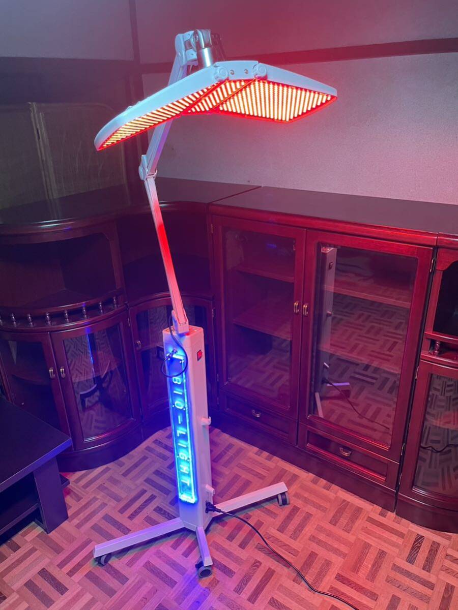 【目立った傷や汚れなし】Floor Standing Pro PDT BIO Light Machine プロ用 7色 LED ライト フォト ...
