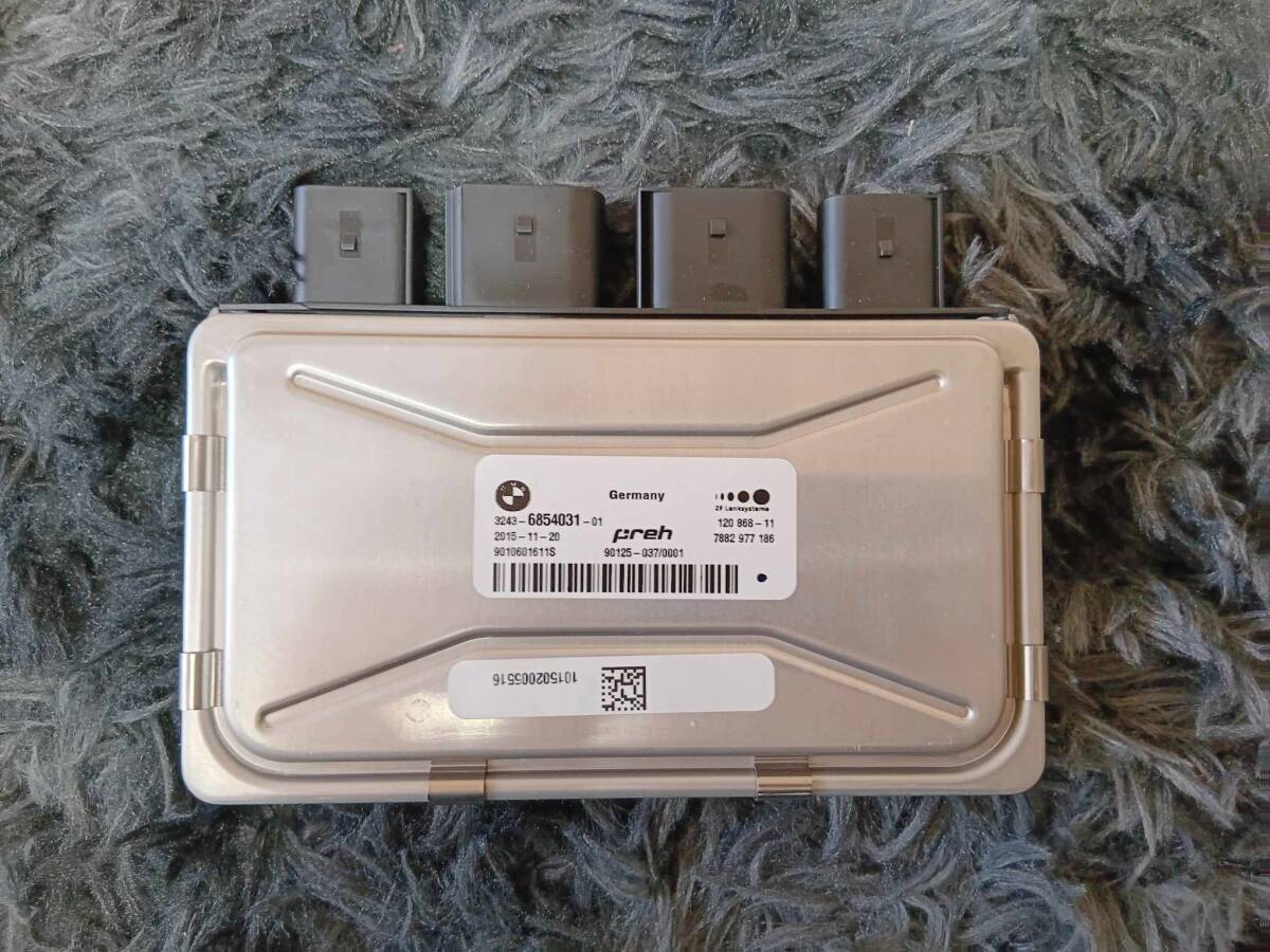 【やや傷や汚れあり】BMW (F01/F02/F06/F07/F10/F11/F12/F13) アクティブステアリング コントロール ユニット / モジュール コンピューター ...