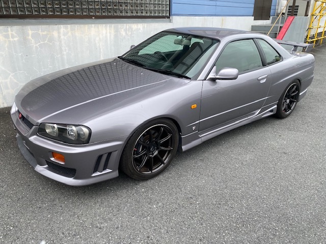 【走行距離 51,425 km】スカイライン R34 25GT-T 2ドア クーペ RB25DET(NEO6ターボ) 5速MT NISMO V.S.S.マフラー ALTHIAエアロ 新品車高調 ...