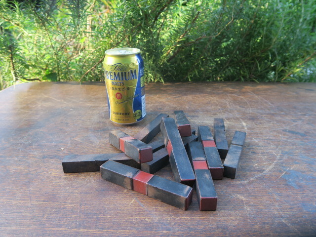 【傷や汚れあり】 麦屋 黒柿製の算木 木地 黒赤漆塗り 17×17×110㎜ 約19g 古い布袋入り 総重量約244gの落札情報詳細 - Yahoo!オークション落札価格検索 オークフリー