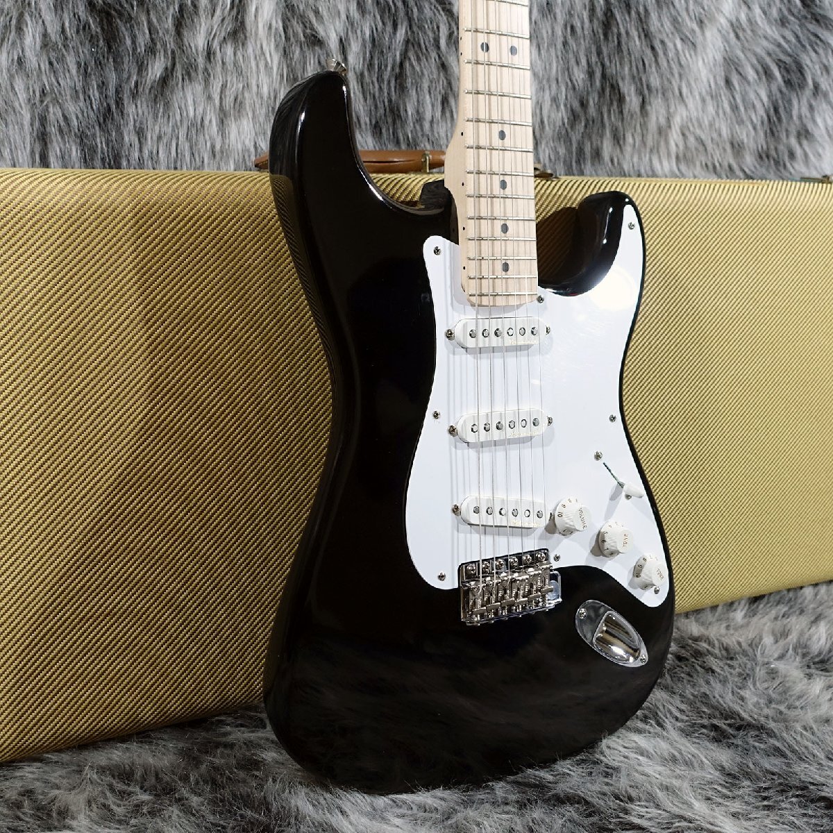 【目立った傷や汚れなし】Fender USA Eric Clapton Stratocasterの落札情報詳細 - Yahoo!オークション落札価格検索 オークフリー