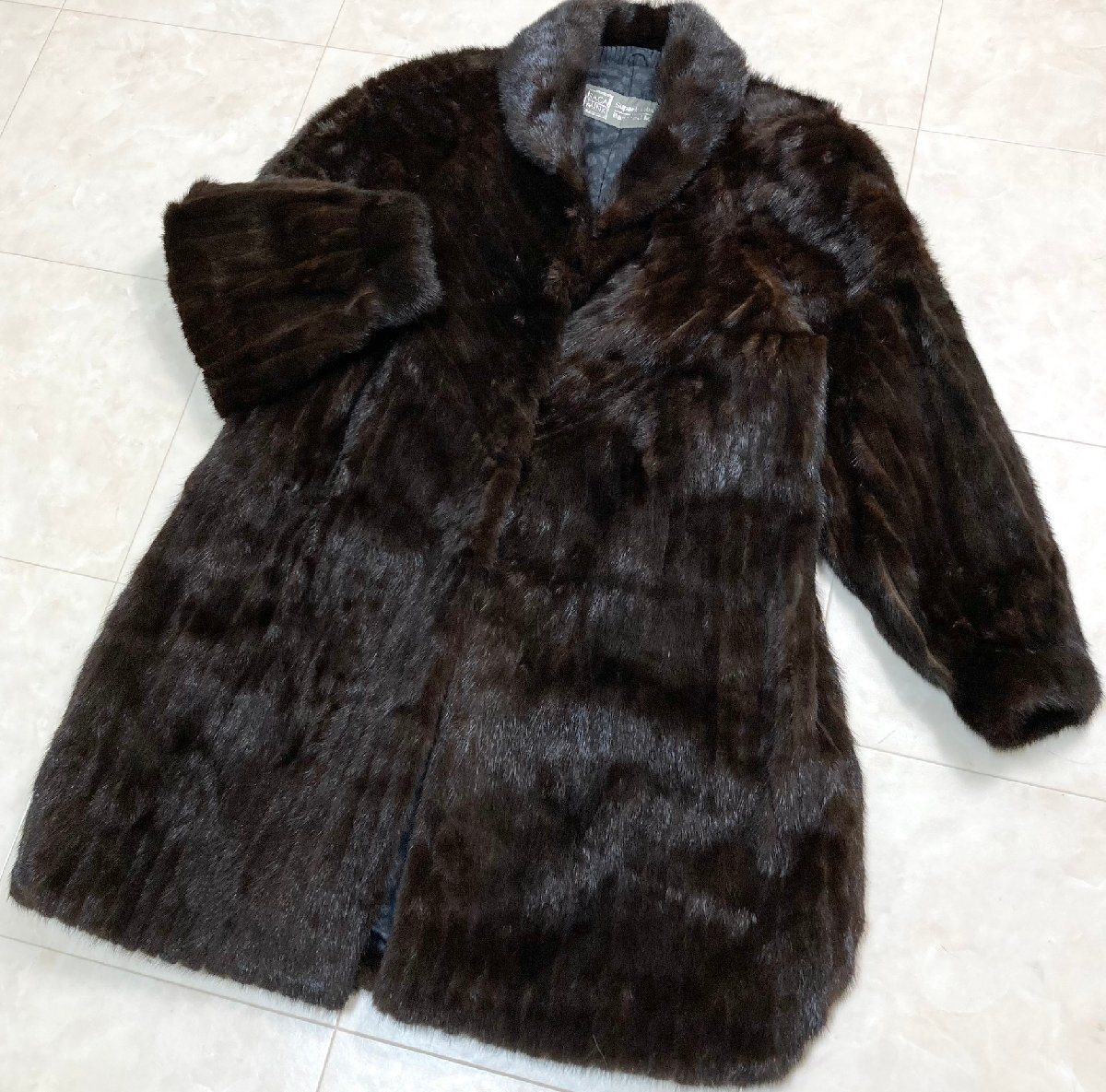 【目立った傷や汚れなし】【11号】SAGAMINK サガミンク 最高級毛皮 ファーコート 本毛皮 セミロング 貂皮 なめし柔らか 1-138の落札情報詳細 - Yahoo!オークション落札価格 ...