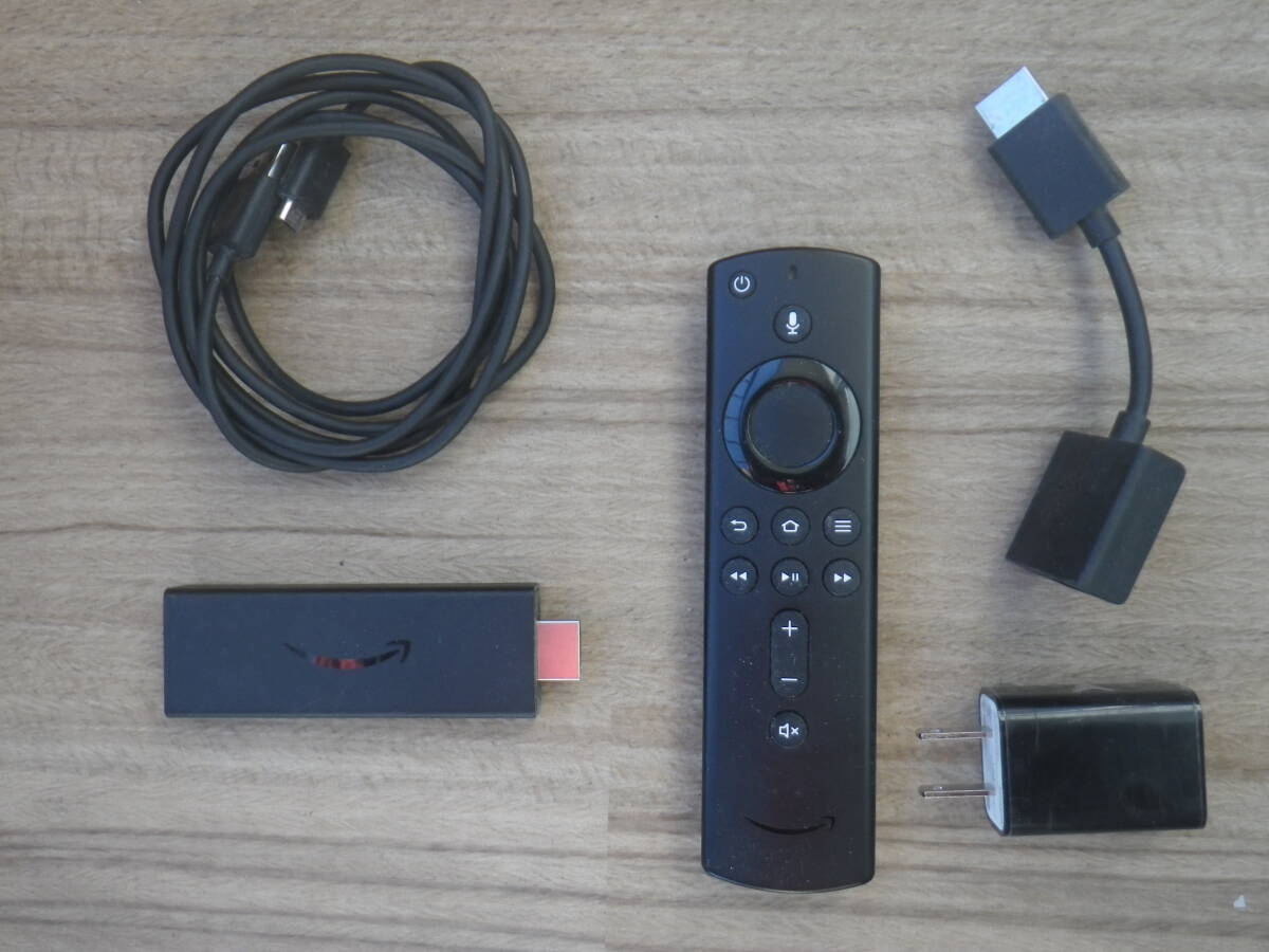 【目立った傷や汚れなし】Fire TV Stick（ファイアー ティービー スティック）MODEL No.S3L46N ジャンク品 送料無料の ...