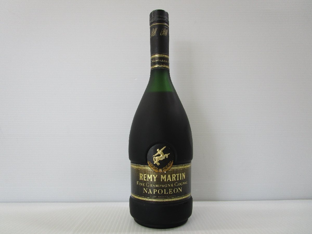 【目立った傷や汚れなし】レミーマルタン ナポレオン 700ml REMY MARTIN NAPOLEON FINE CHAMPAGNE コニャックブランデー 未開栓 古酒 /A42687の落札 ...