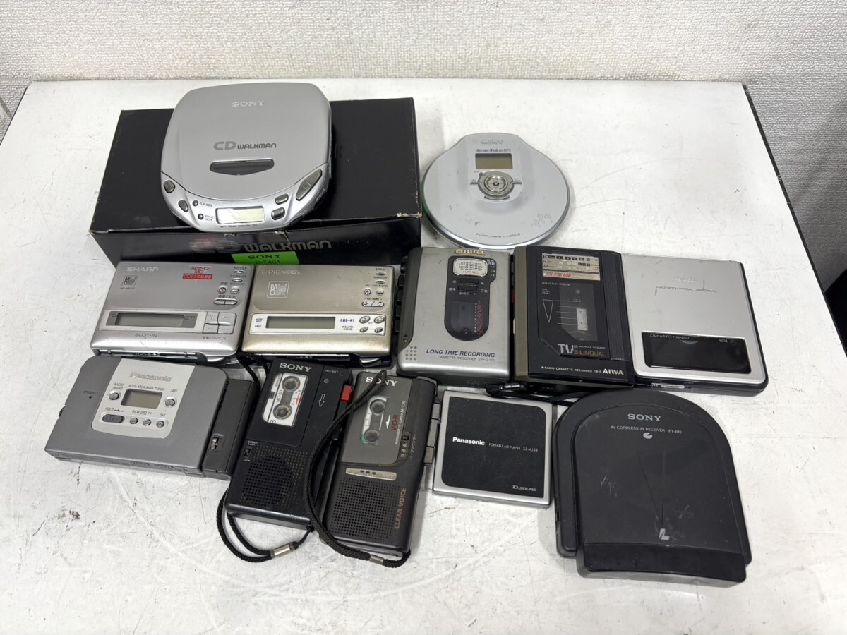【傷や汚れあり】E839 CDウォークマン カセットレコーダー ラジオ まとめ売り SONY Panasonic FUJITSU 他 動作未 ...