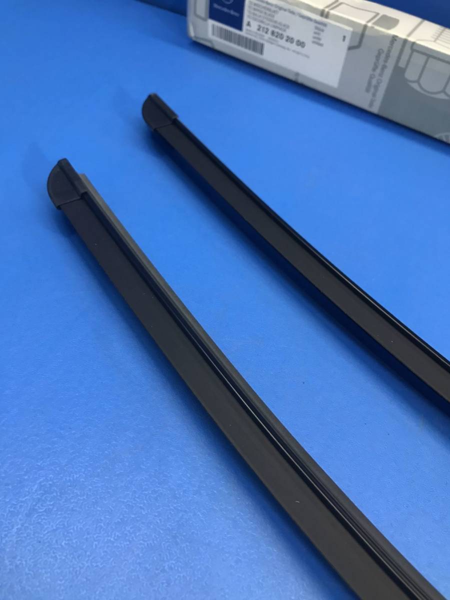【新品】未使用【 Mercedes-Benz / メルセデス・ベンツ 】フロントワイパーブレード【 A2128202000】【 W212 ...