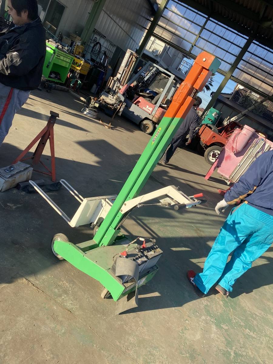 【傷や汚れあり】アテックス リフタ L603-MF らくして 最大積載65kg 最大揚程1370mm バッテリー2ヶの落札情報詳細 - ヤフオク落札価格検索 オークフリー