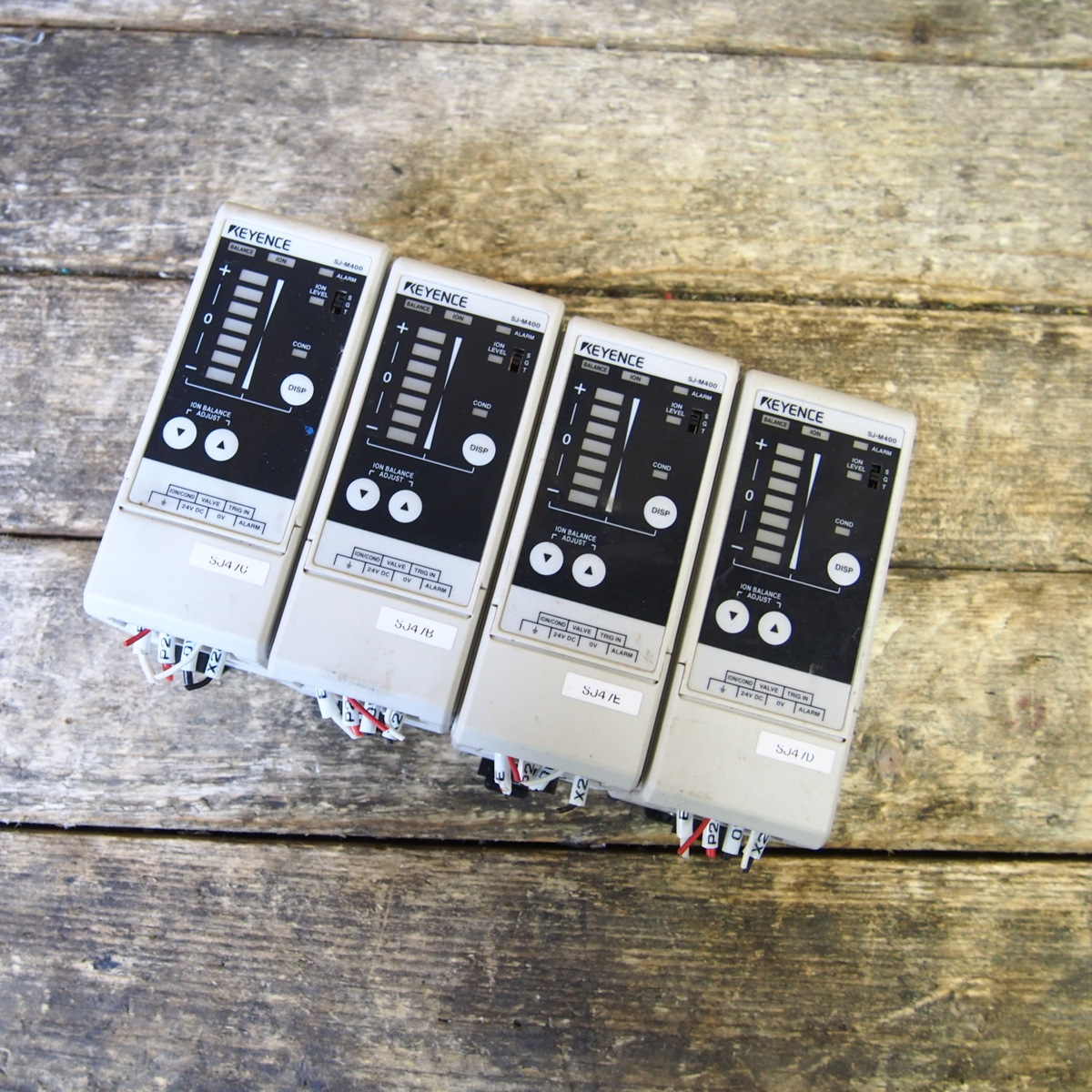 【中古】キーエンス 高速除電ブロア SJ-F031 イオナイザー 静電気除去 の落札情報詳細| ヤフオク落札価格情報 オークフリー