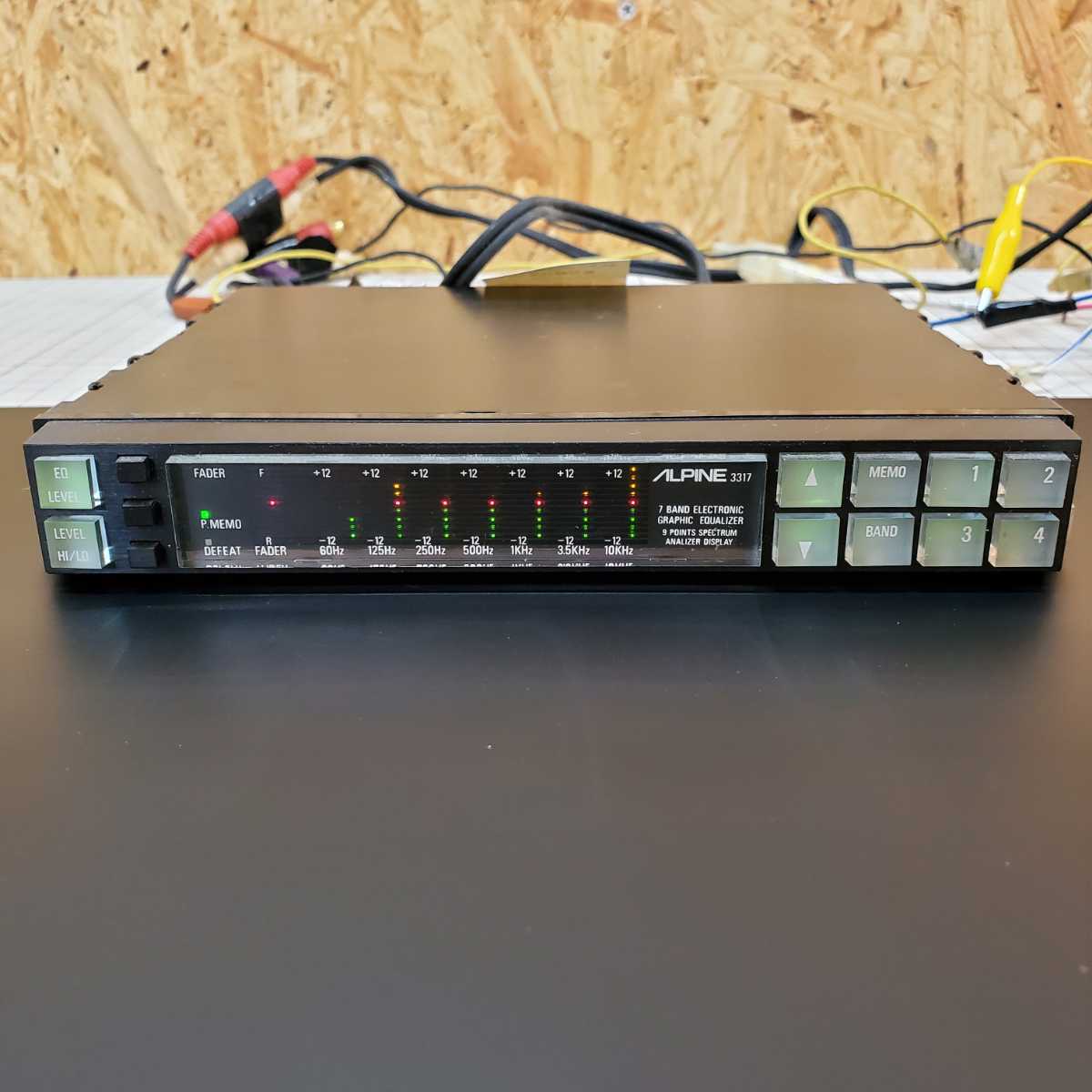 【目立った傷や汚れなし】完動品 ALPINE 3317 7バンドグラフィックイコライザー アルパイン グライコ 1/2din 当時物 光り物 ...