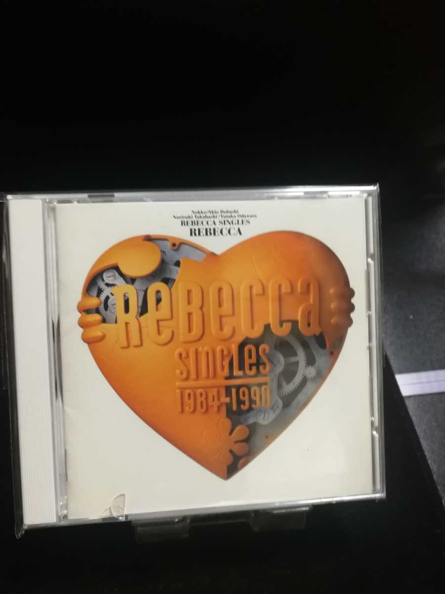 【未使用に近い】REBECCA 美品 SINGLES ミュージックCD 2022 0622出品 即決価格 匿名発送 曲目画像掲載 送料無料 の ...