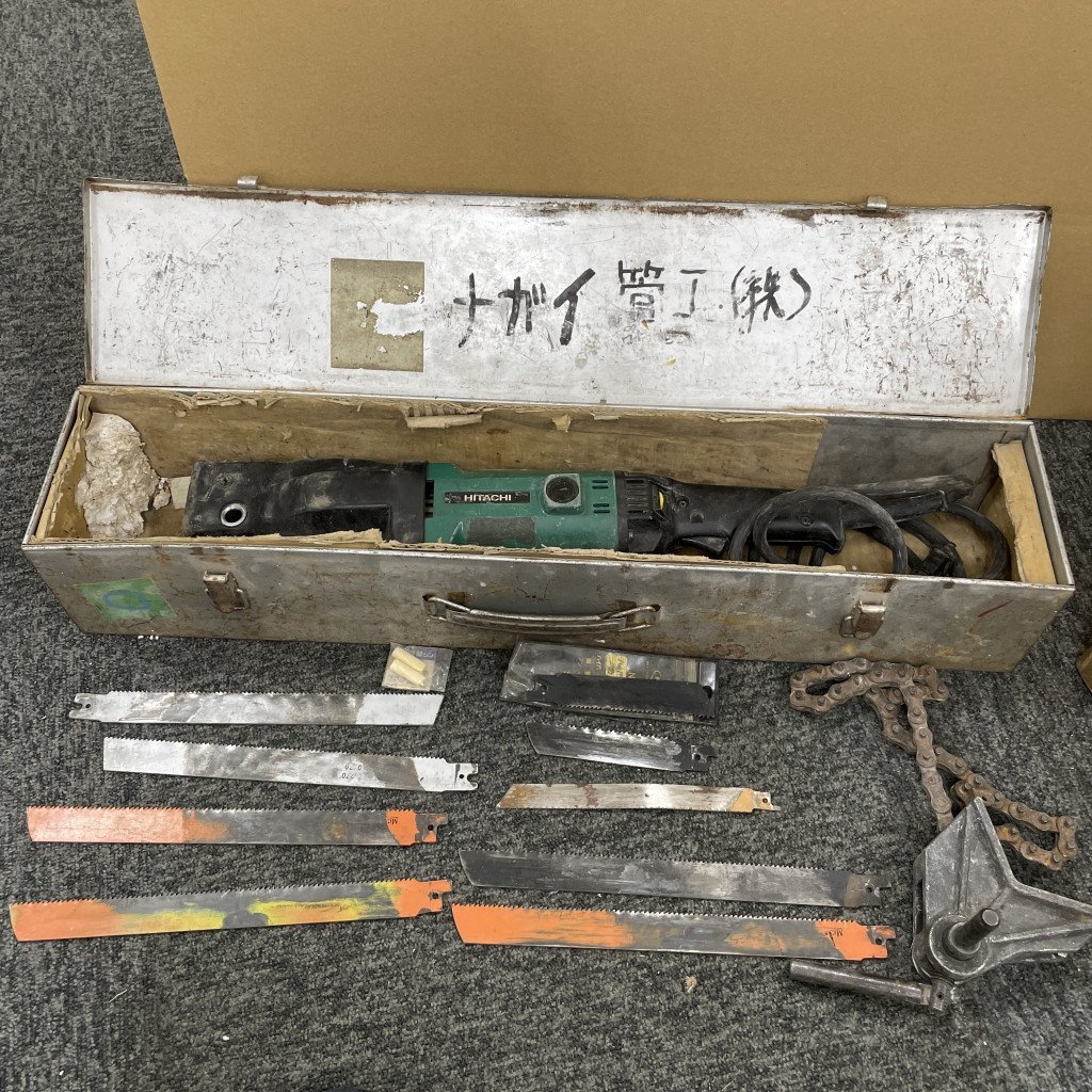 【傷や汚れあり】【47589】HITACHI 日立工機 165mm 電子セーバソー CR17Y 切断機 電動工具 100Vの落札情報詳細 ...
