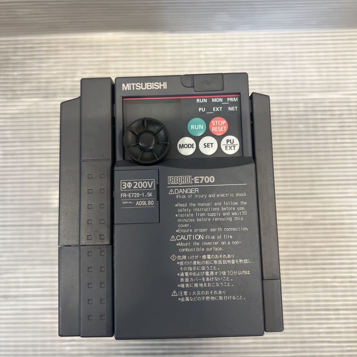 【傷や汚れあり】三菱 MITSUBISHI インバータ FREQROL-e700 FR-E720-1.5Kの落札情報詳細 - ヤフオク落札価格 ...