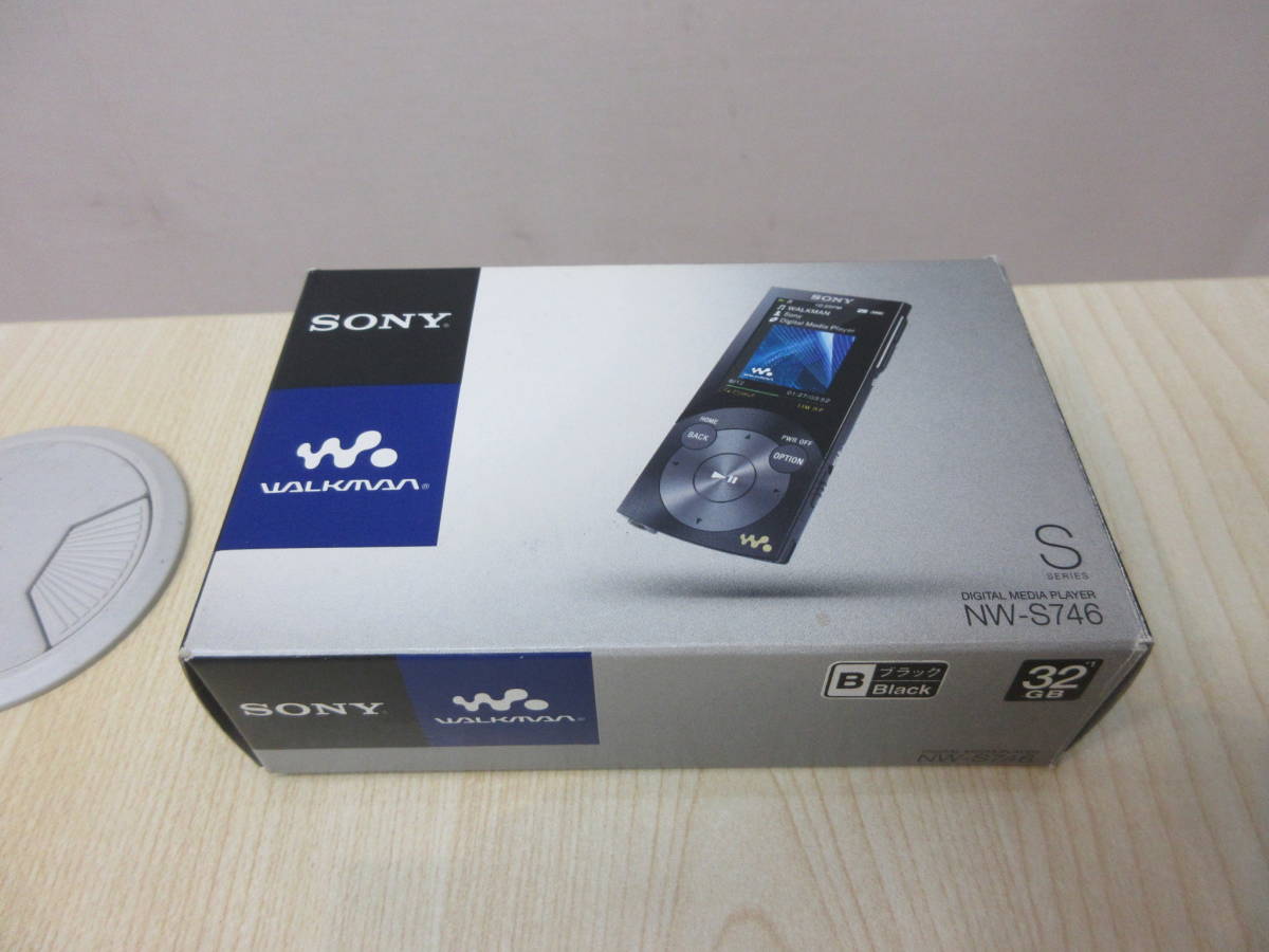 【目立った傷や汚れなし】15084 中古 SONY ソニー WALKMAN ウォークマン NW-S746 黒色 ブラック 32GB 動作品 付属品有り 箱あり 音楽プレーヤー 携帯器の落札情報 ...