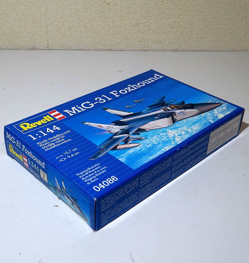 【未使用】レベル Revell 1/144 Mig-31 フォックスハウンド 戦闘機 04086 ソ連 ロシア 第4世代戦闘機 タンデム複座 ...