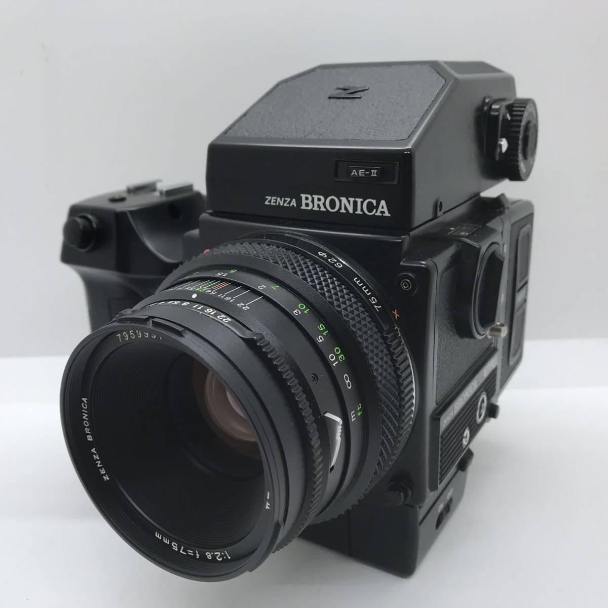 【傷や汚れあり】ZENZA BRONICA ゼンザブロニカ ETR ZENZANON MC 75mm F2.8 単焦点レンズ グリップ付 中判フィルムカメラ 40621-F の落札情報詳細 ...