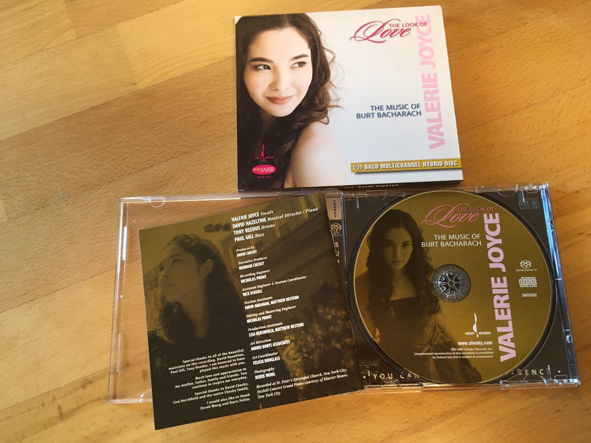 【目立った傷や汚れなし】Valerie Joyce / The Look of Love, The Music of Burt Bacharach(Hybrid SACD)マルチch収録 ...