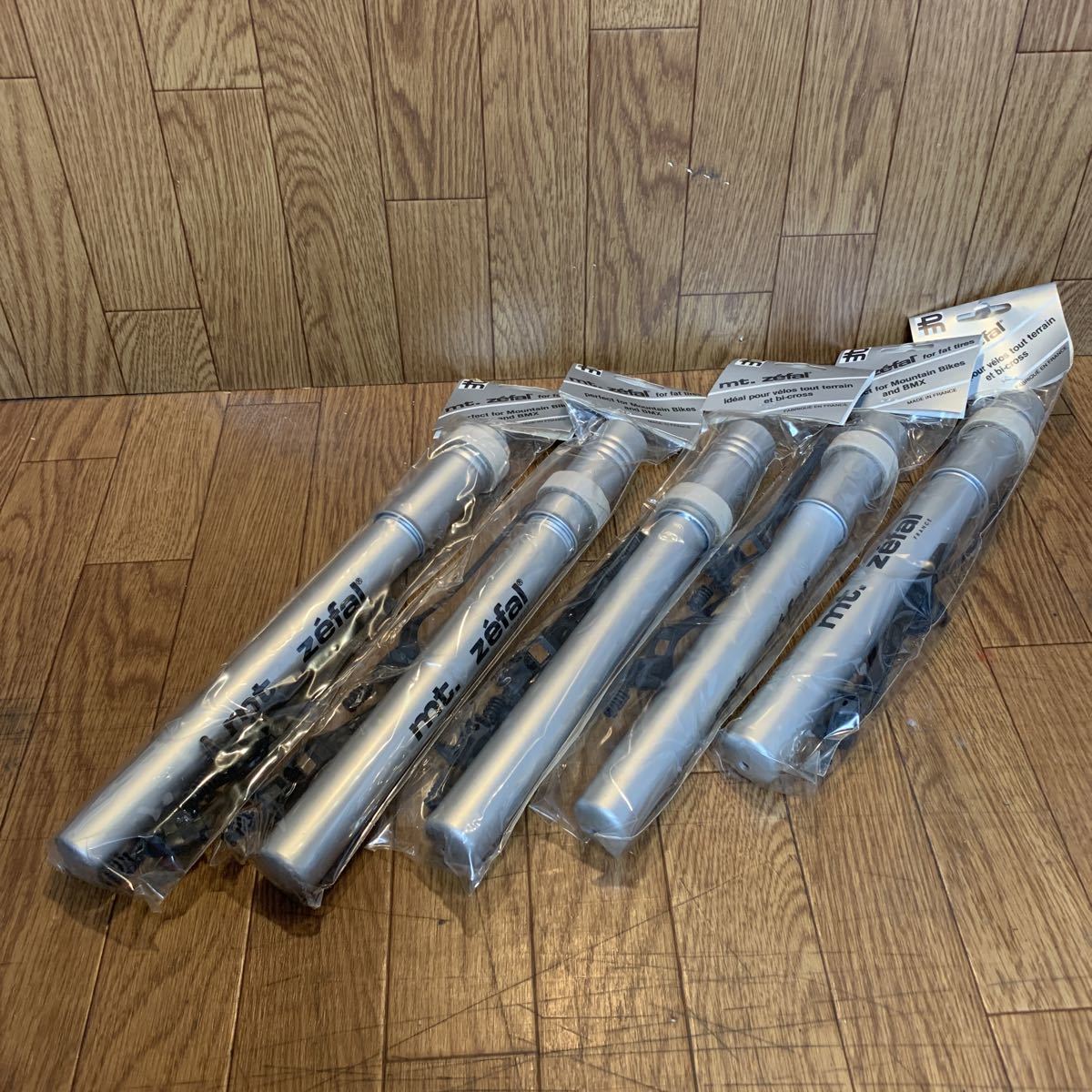 【未使用】C19★新品未使用品 ゼファール mt.ポンプ シルバー 5本まとめて ビンテージ★ゆうパック80サイズの落札情報詳細 - Yahoo!オークション落札価格検索 オークフリー