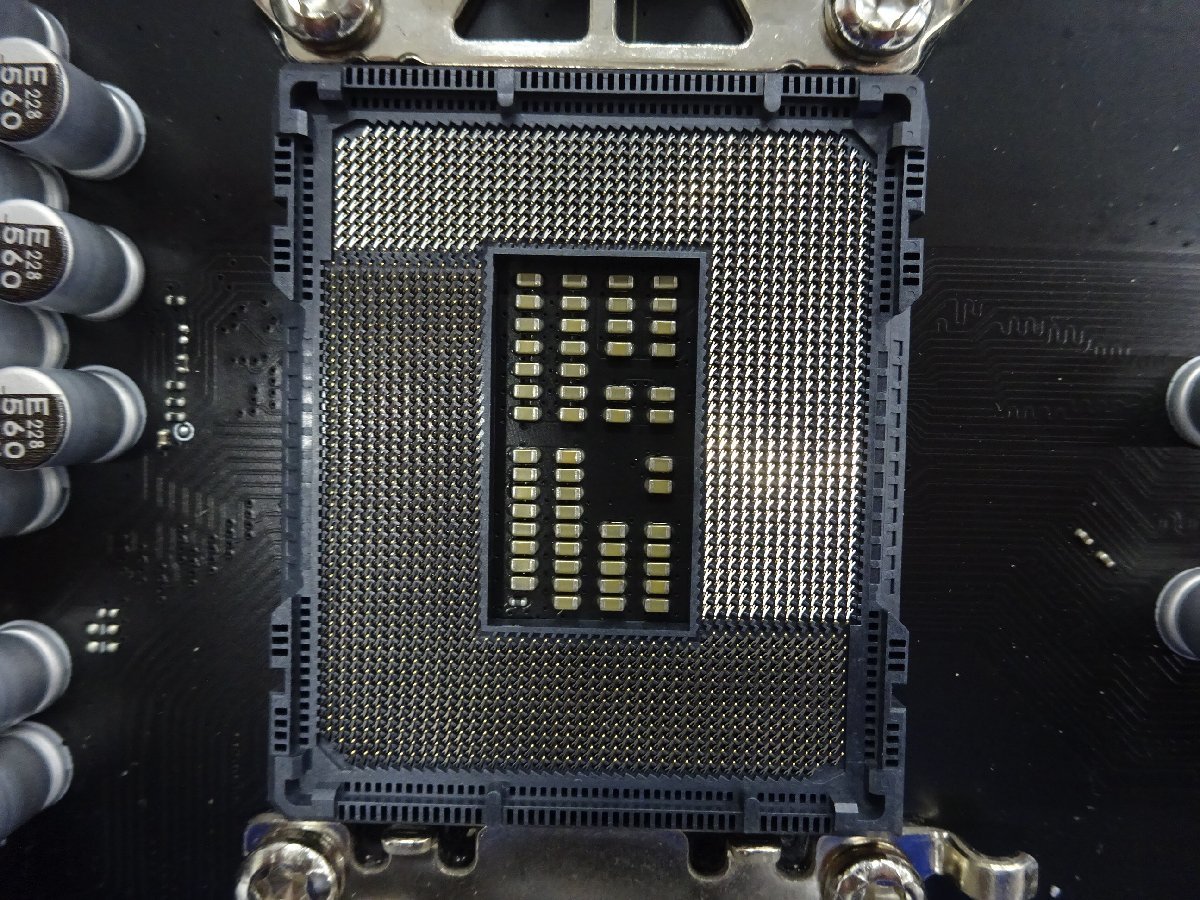 【傷や汚れあり】マザーボード MSI MS-7D36 VER:1.1 LGA1700 ジャンク P63717の落札情報詳細 - ヤフオク落札 ...