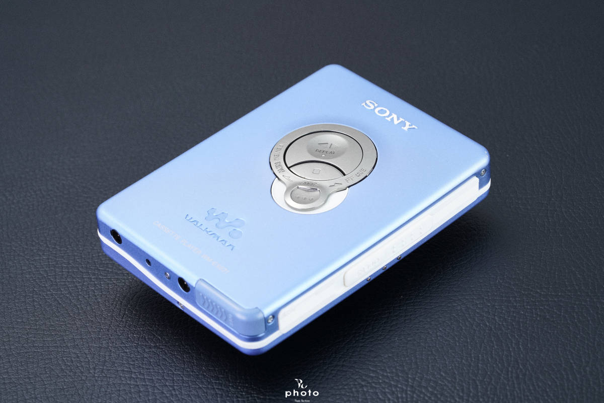 【目立った傷や汚れなし】★極上品・動作〇★ SONY ソニー WALKMAN 薄型高音質モデル ポータブルカセットプレーヤー WM-EX621 ...