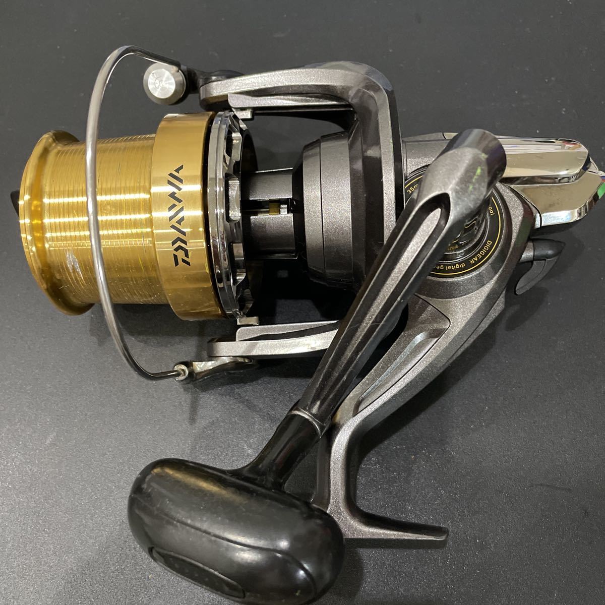 【傷や汚れあり】★DAIWA ダイワ ウインドキャスト 4000QD PE 1.5-330m 2-250m 中古品 ② 0105YGの落札情報詳細 - ヤフオク落札価格検索 オークフリー