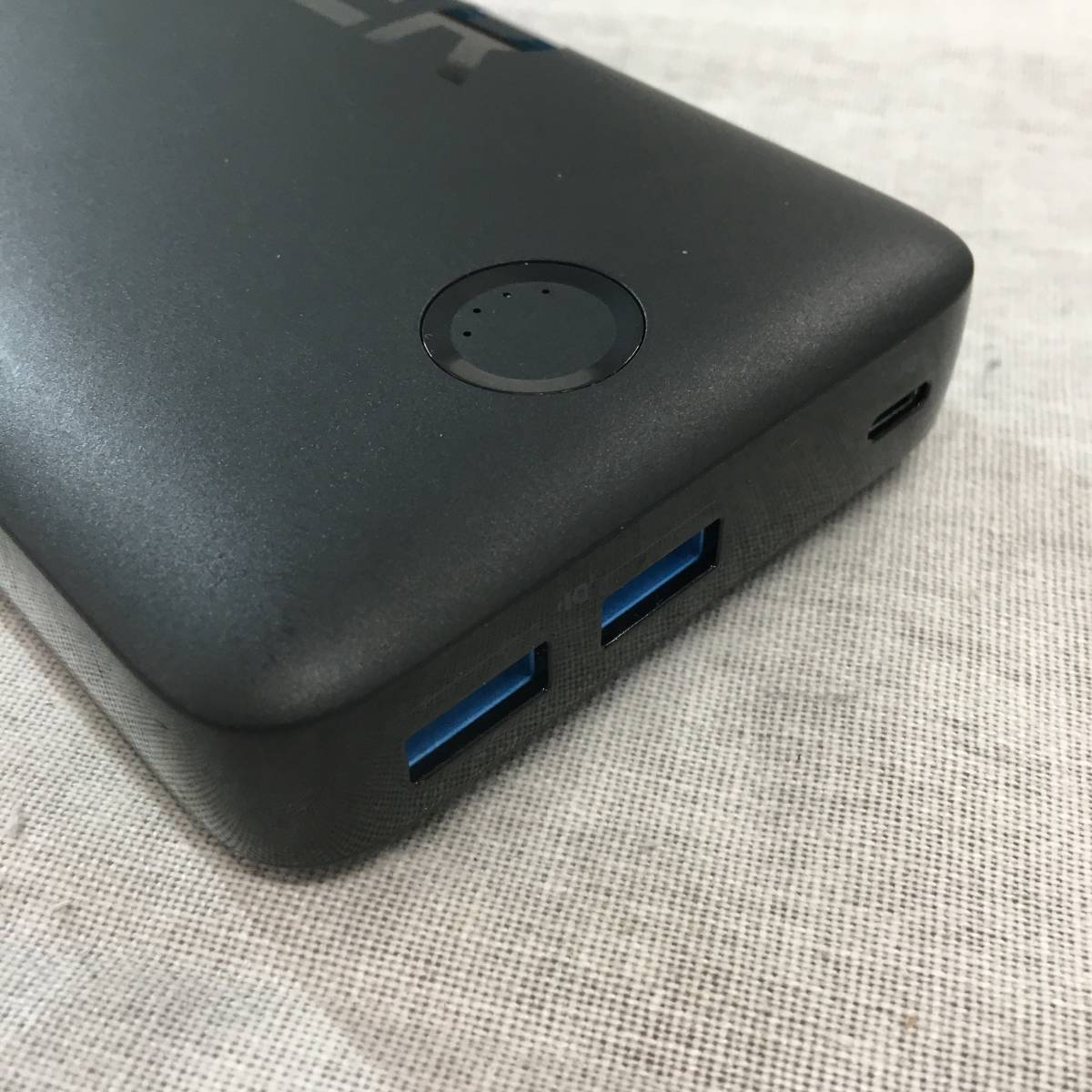 【目立った傷や汚れなし】Anker 335 Power Bank PowerCore 20000 モバイルバッテリー A1288 20W ...