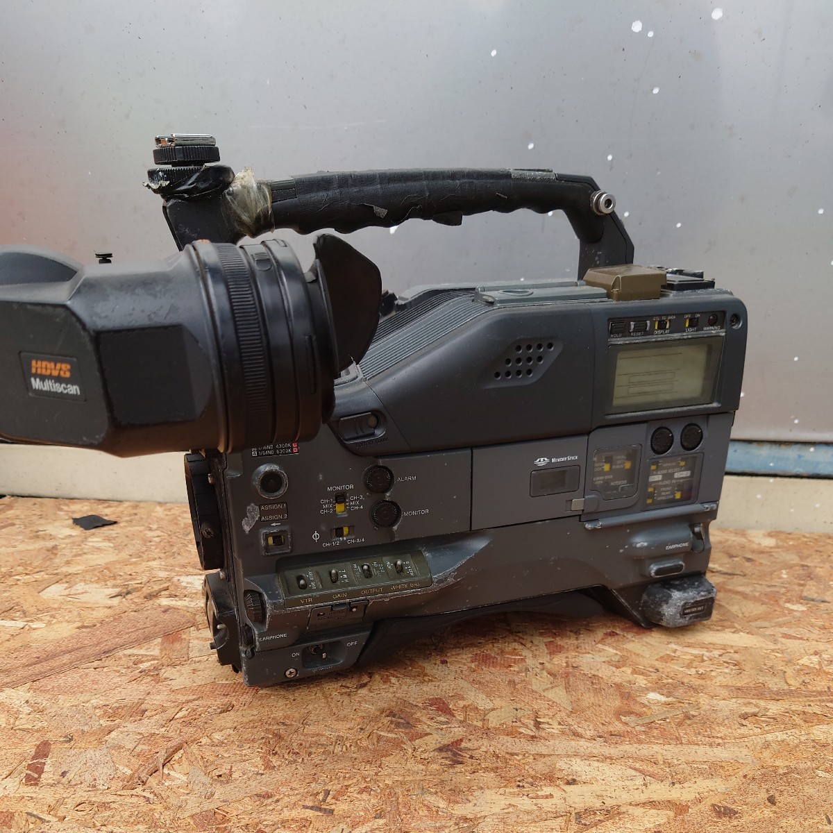 【全体的に状態が悪い】SONY HDW-750 HDVF-20A 作未確認 HDCAMカムコーダー ジャンク 部品取りの落札情報詳細 ...