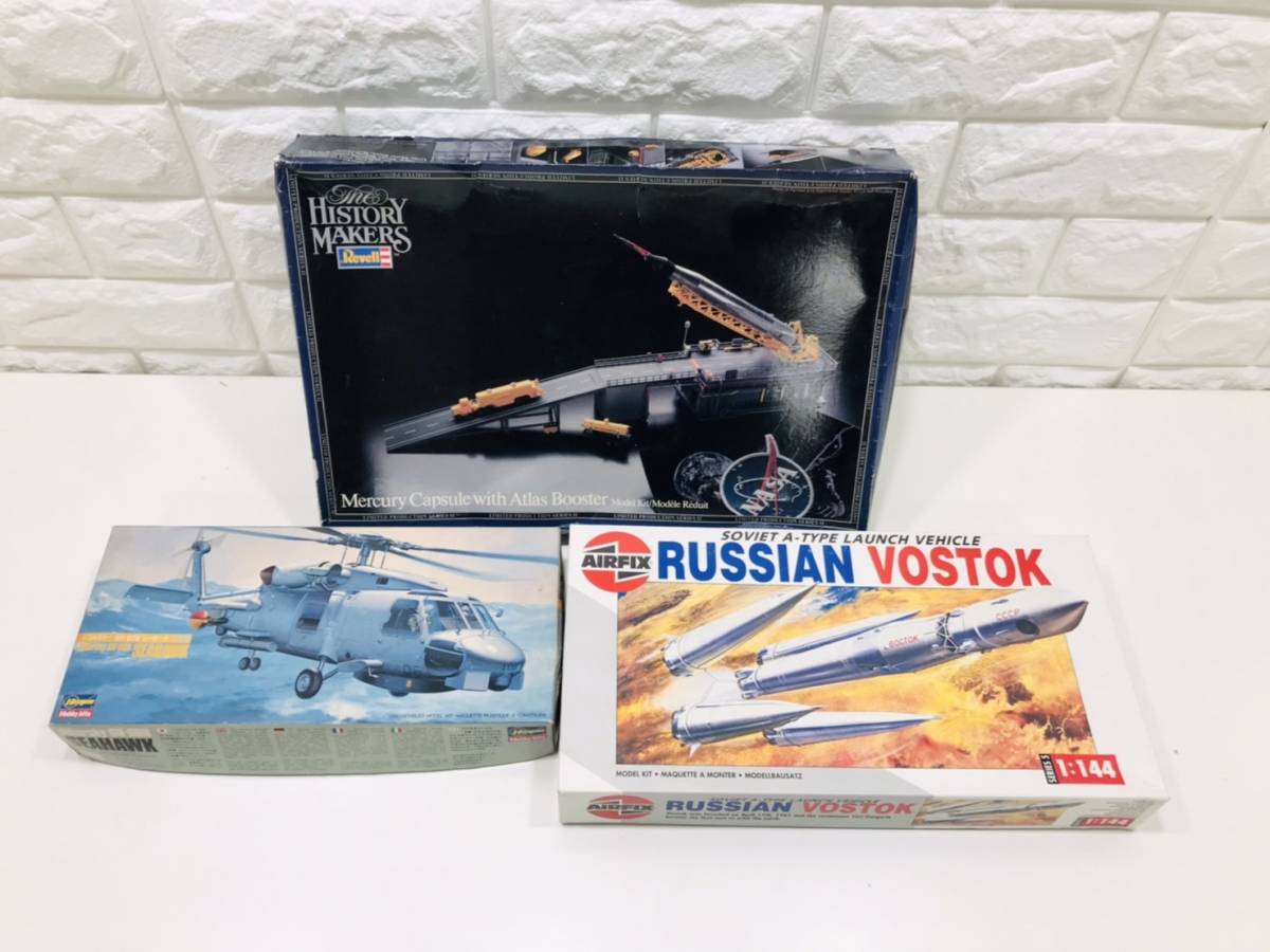 【傷や汚れあり】f35★1円～★Revell 1/110 Mercury Capsule with Booster Model Kit ...